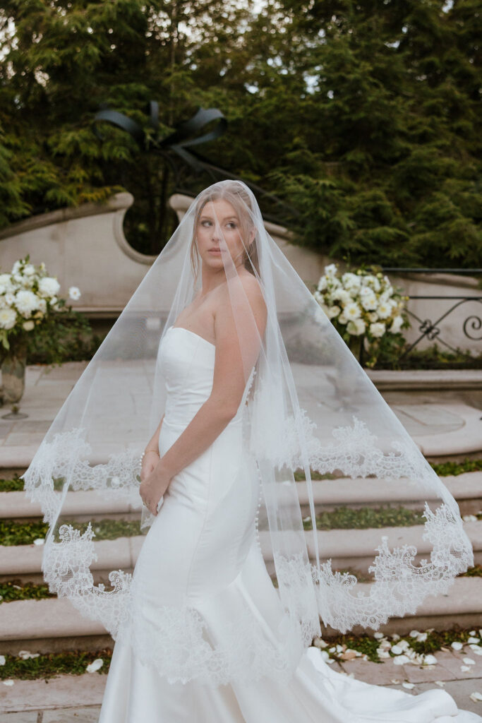 Cassie & Simon’s Rooftop Wedding at Franklin Park Conservatory ...