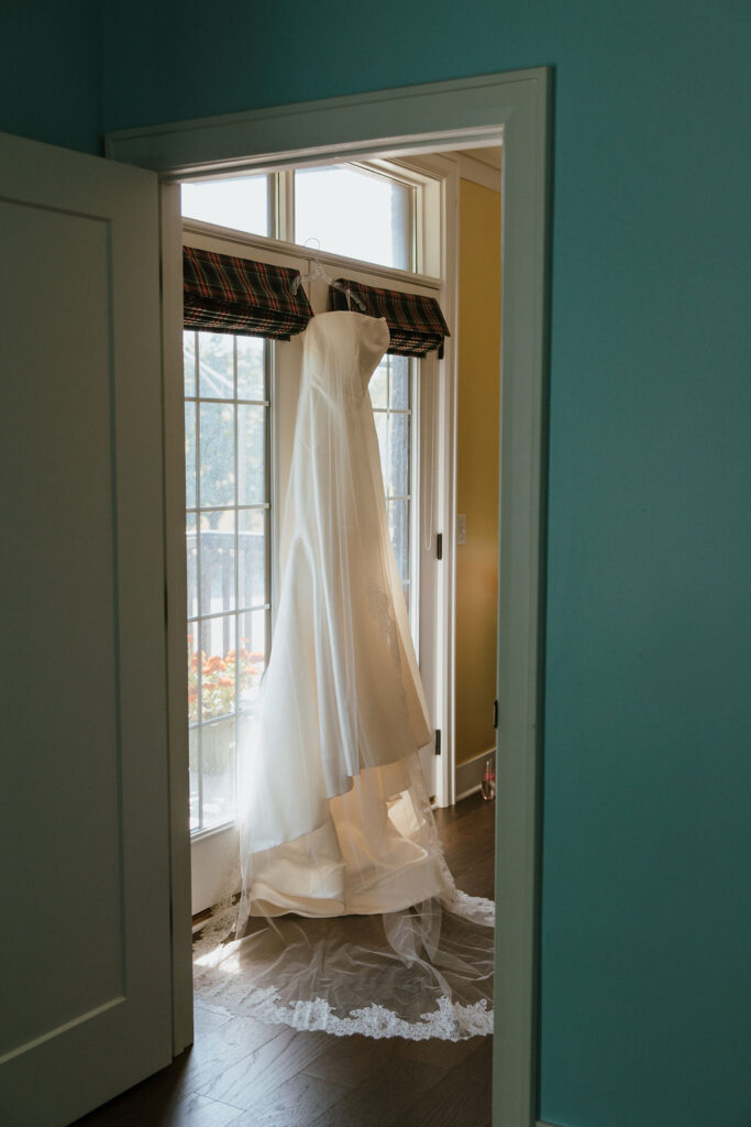 Cassie & Simon’s Rooftop Wedding at Franklin Park Conservatory ...